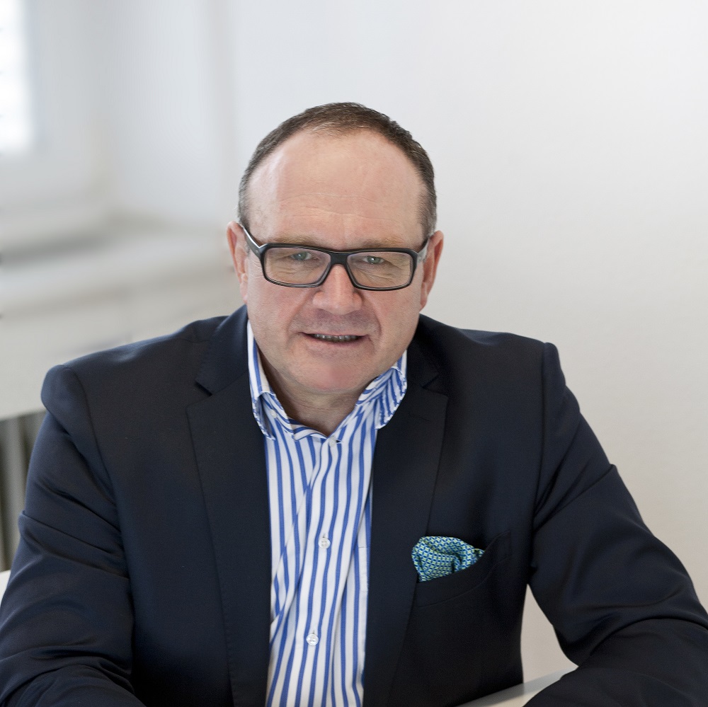 Oliver Rupps, Autor bei con4evo.com